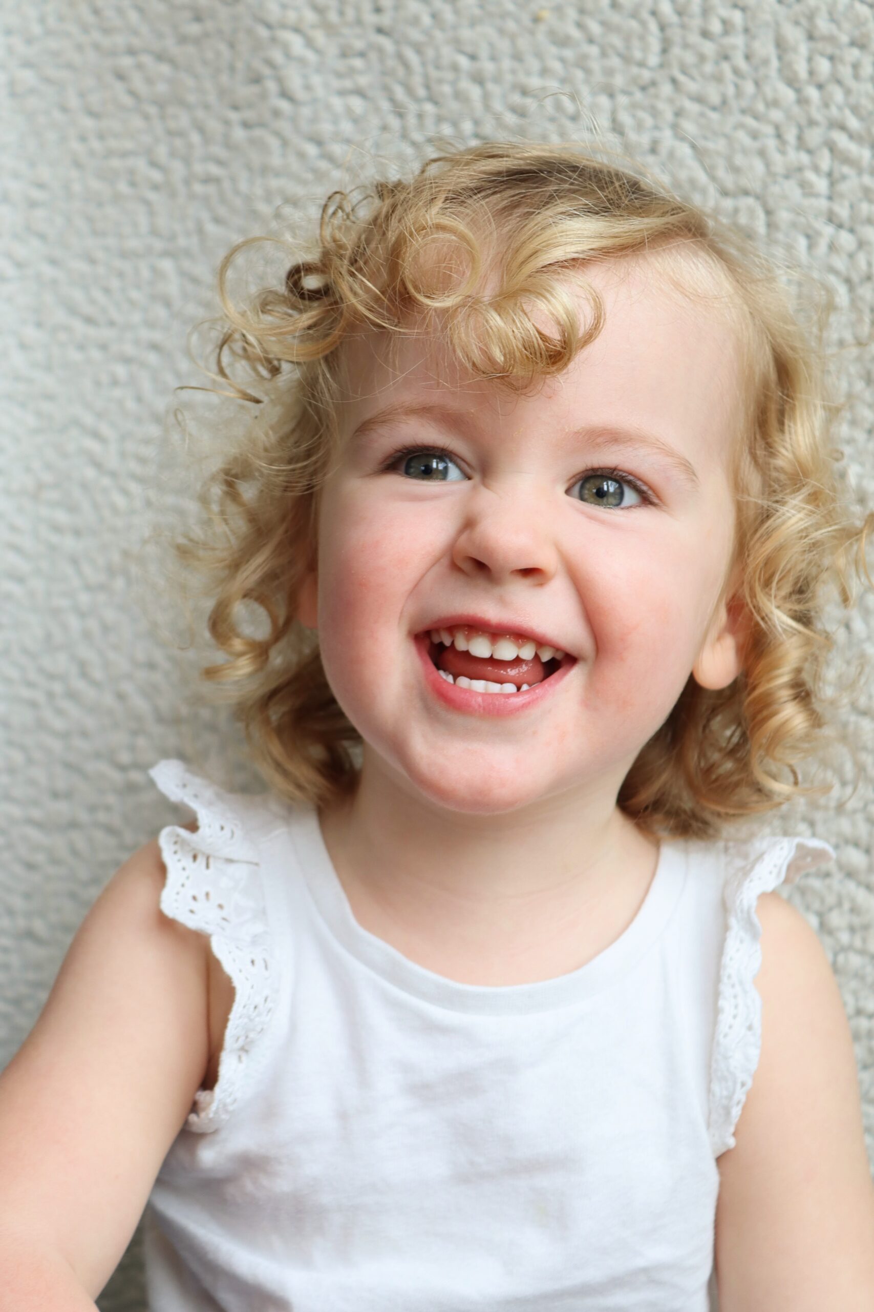 Wren Thompson – Little Little Gallery